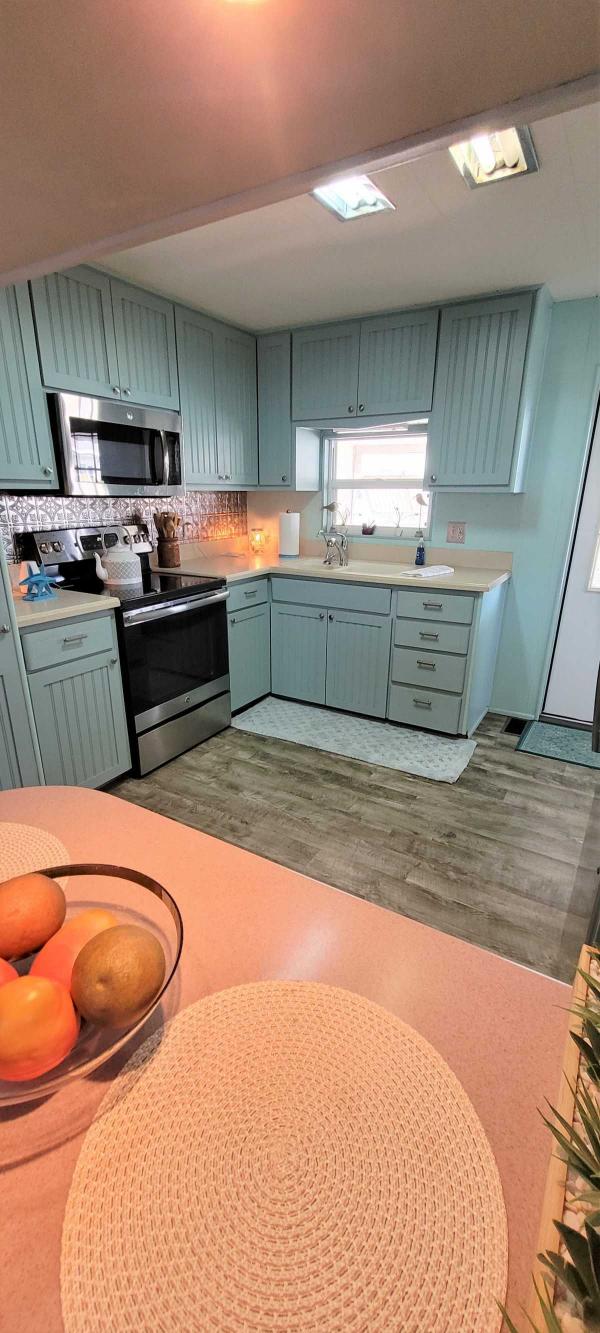 1982 Mobile Home For Sale | 603 63rd Ave W, Lot J4 Bradenton, FL