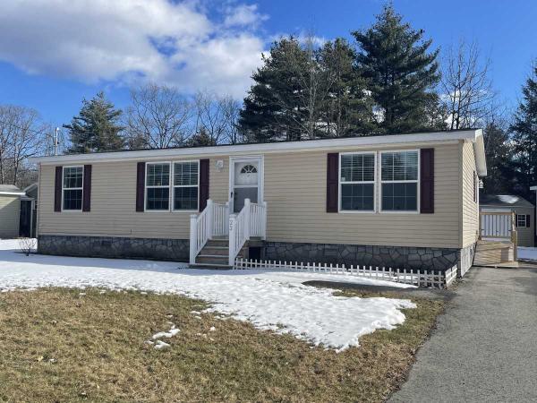 2019 Commodore Mobile Home For Sale | 22 Commodore Drive Biddeford, ME