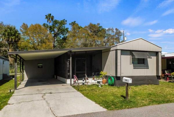 1984 Fleetwood Mobile Home For Sale | 109 Smithwood Drive Lakeland, FL